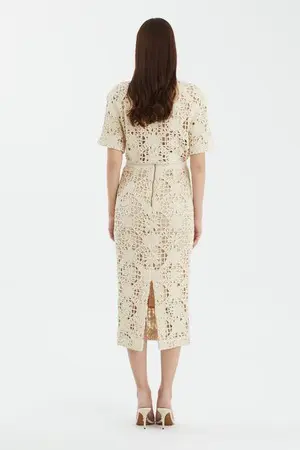 GIZIA Ecru Slit Midi Pencil Skirt