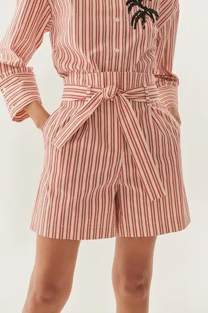 EXQUISE Raegan Striped Belted High-waisted Shorts
