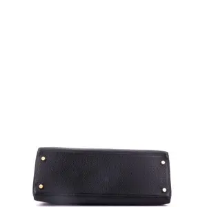 Hermès Kelly Handbag Ardennes With Gold Hardware 32