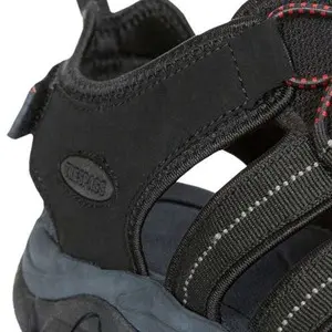 TRESPASS Torrance Sandals