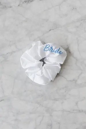 UNTAMED PETALS Bride Scrunchie