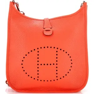 Hermès Evelyne Bag Gen Iii Clemence Pm - Red