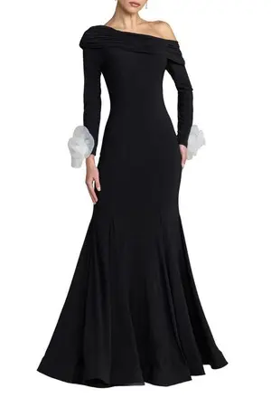 Women's Black Mermaid Gowns