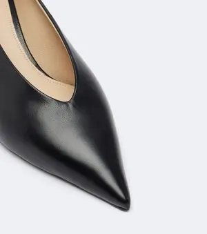 Le Monde Beryl Le Monde B�ryl Babouche Leather Pumps