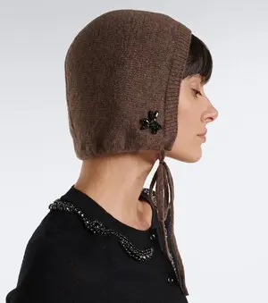 Simone Rocha Embellished Cashmere Hood - Brown