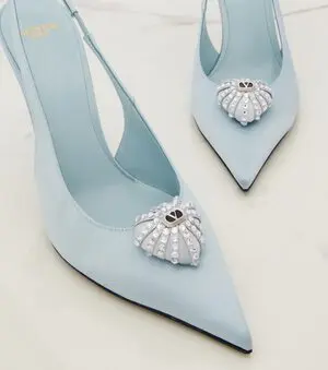 Valentino Garavani C?ur Royal Satin Slingback Pumps