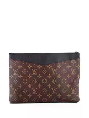 LOUIS VUITTON Monogram Canvas Pouch - Black