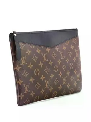 LOUIS VUITTON Monogram Canvas Pouch - Black