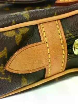 LOUIS VUITTON 2003 Monogram Bandouliere Shoulder Bag - Brown