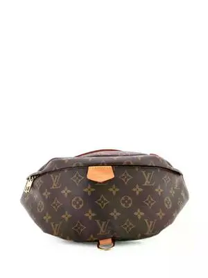 LOUIS VUITTON Bum Bag Monogram Canvas Belt Bag - Brown