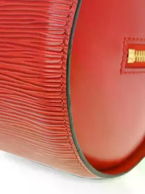 LOUIS VUITTON 1997 Soufflot Epi-leather Shoulder Bag