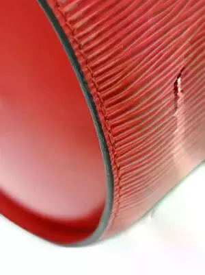 LOUIS VUITTON 1997 Soufflot Epi-leather Shoulder Bag - Red