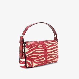 Fendi Baguette® 26424