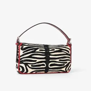 Fendi Baguette 26424