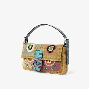 Fendi Baguette 26424 Re-edition