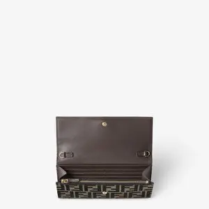 Fendi Tube Continental With Chain