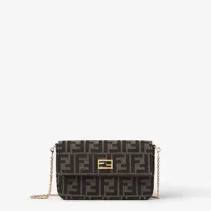 Fendi Tube Wallet On Chain