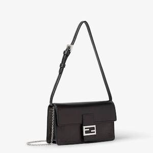Fendi Tube Wallet On Chain