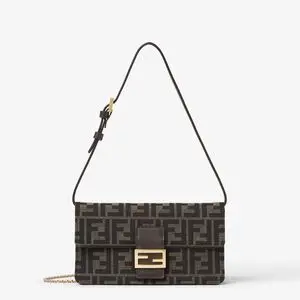 Fendi Tube Wallet On Chain