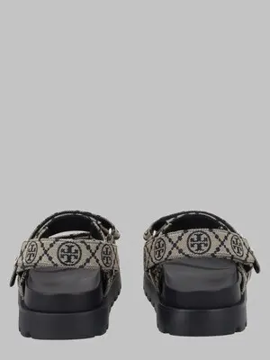 Tory Burch Sandalo "mellow T Monogram
