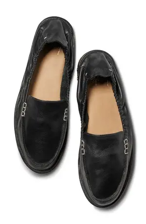 Beek Griffin Loafer - Black