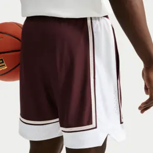 Nike Standard Issue Dri-fit 6" Basketball Shorts