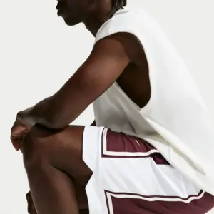 Nike Standard Issue Dri-fit 6" Basketball Shorts