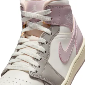 JORDAN Air 1 Mid Shoes