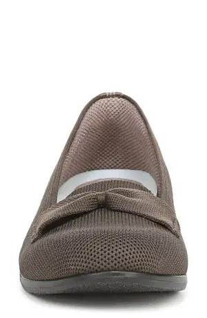 LIFESTRIDE Kandi Knit Loafer - Brown