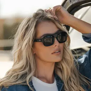 WMP EYEWEAR Harlee54mm Rectangular Aviator Polarized Sunglasses - Black