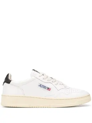 AUTRY Medialist Low Sneakers - Black
