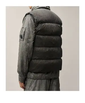 C.P. COMPANY Eco-chrome R Padded Gilet - Black