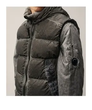 C.P. COMPANY Eco-chrome R Padded Gilet - Black