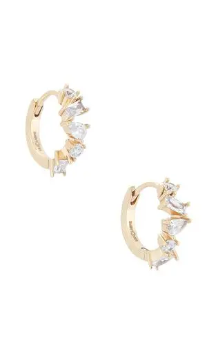 Lili Claspe Mavis Huggies In Metallic - Gold
