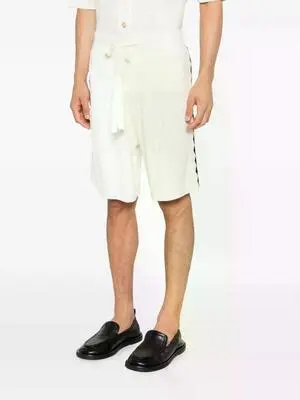 Commas Triangle-embroidered Shorts