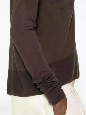 Closed Fine-knit Long-sleeve Sweater