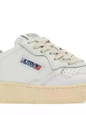 AUTRY Medalist Leather Sneakers
