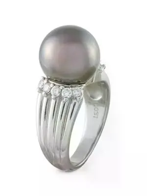 LB EXCLUSIVE Tahitian Pearl And Diamond Ring