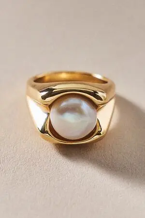 Anthropologie Freshwater Pearl Signet Ring