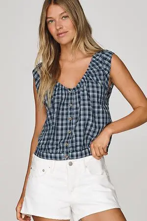 Pilcro Tops