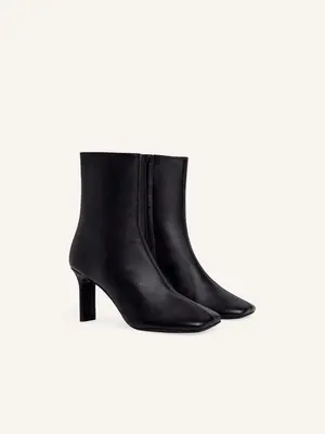 COURREGES Courrèges Square Toe Leather Ankle Boots