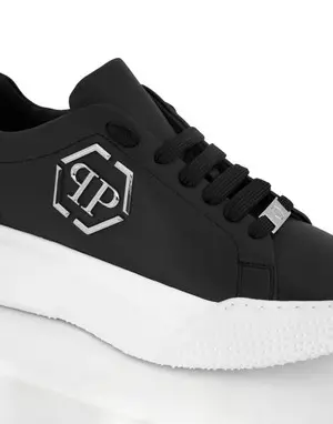 Philipp Plein Godzilla Runner Hexagon Performance Low Top Sneakers - Black