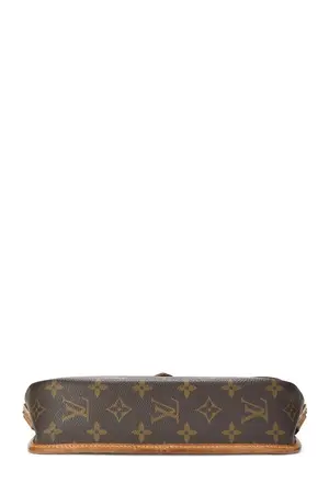 LOUIS VUITTON Monogram Sac Gibeciere Messenger Bag