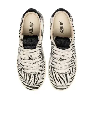 AUTRY Medalist Easeknit Sneakers