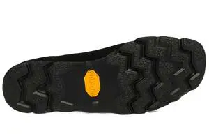 Clarks Wallabee Gore-tex Suede Ankle Shoes - Black