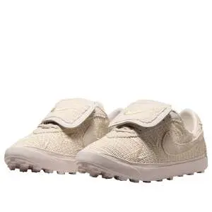 Nike Astro Grabber Textile Sneakers