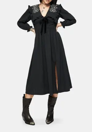 DISTURBIA Alira Bug Embroidered Cotton Midi Dress - Black