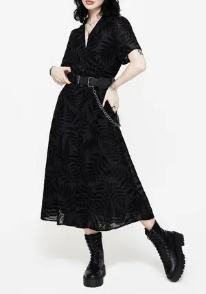 DISTURBIA Lunafern Fern Midi Shirt Dress - Black