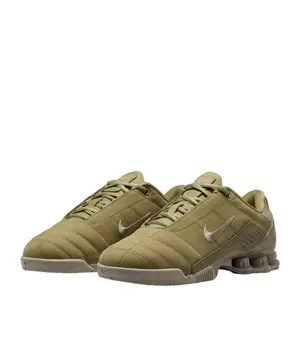 Nike Total 90 Shox Magia Sneakers