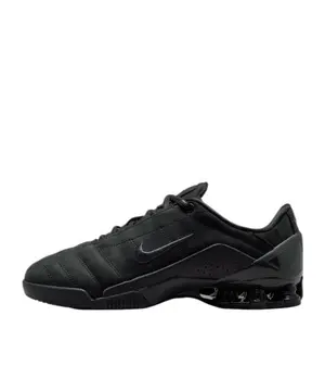 Nike Total 90 Shox Magia Sneakers